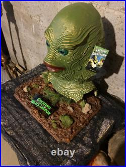 Creature From The Black Lagoon Mask Display Stand Horror Collectible ...